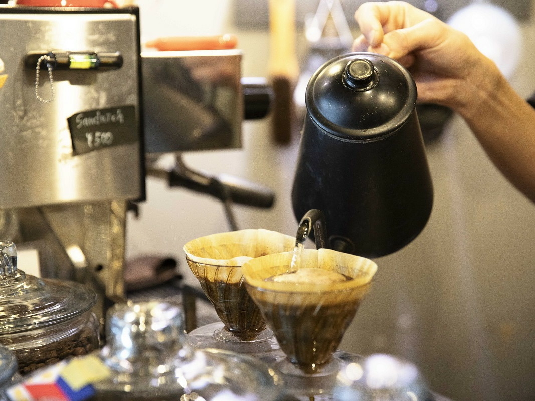 BAKU Coffee Roasters – RURUBU & ALL WAY JAPAN